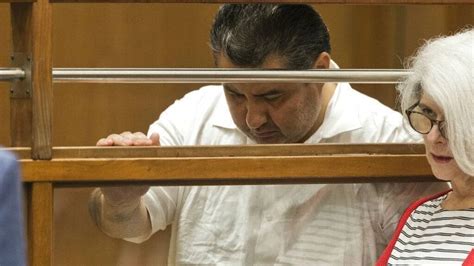 Imágenes Sexuales Y Mensajes Incriminatorios Las Perturbadoras Pruebas