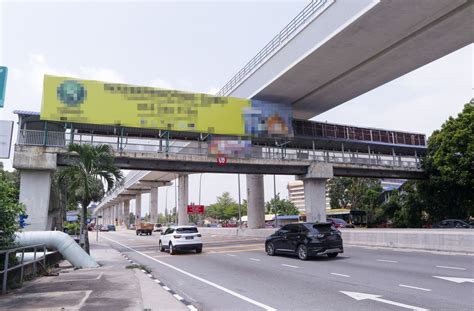 Klang Folk Feel Unsafe Using Overhead Bridge The Star