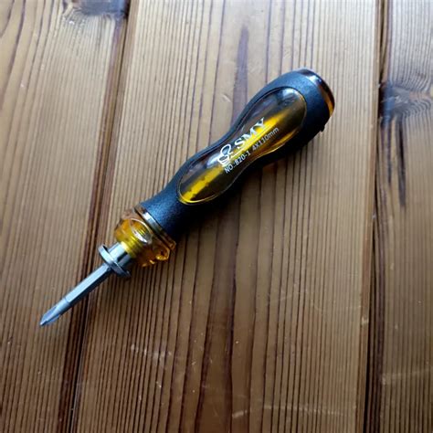 پیچ گوشتی کوچک دوطرفه دوسو و چهارسو