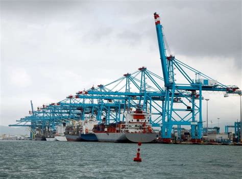 Container Terminal Logistics And Efficient Ports
