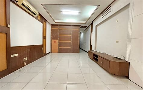 整層住家 大灣優質3樓店面透天土地31坪有裝潢 591租屋網