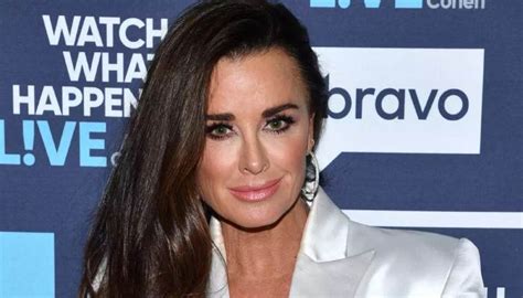 Kyle Richards Celebrates One Year Sobriety Never Felt Better