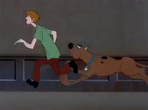 Scooby Doo Running