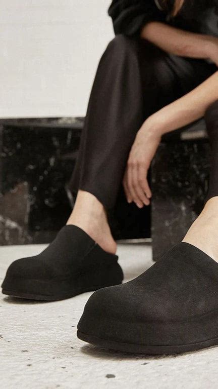 Alias Mae Phoebe Slide Black Nubuck Billy J