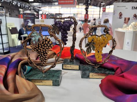 Bijorhca Paris მსოფლიოში Emocia Wines • ღვინის ემოცია