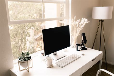 Becky Van Dijk Empowering Creative Female Business Owners