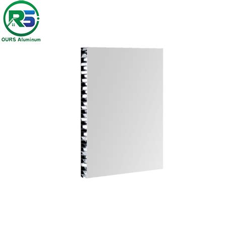 Kait Dekoratif Pada Plafon Strip Aluminium Tebal 30mm Panel Plafon