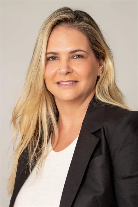 Daniela Vieira 40 Graus Models