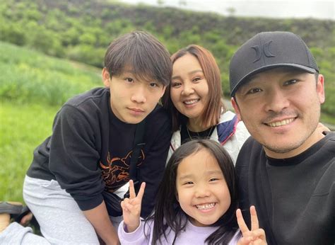 Жүжигчин О Тэмүүжин Г Нарансолонго нар энэ намар хуримаа хийхээр болжээ ТАС МН