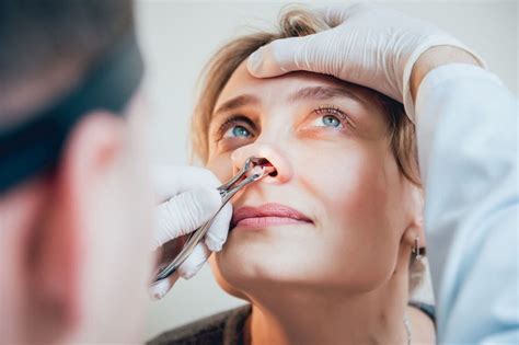 Why Do You Get Scabs In Nose What To Do About It Healthwire