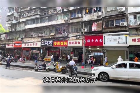 大型社区临街面馆，日营业额2千，老板说月入2万太少不想干了月入营业额临街