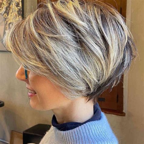How To Cut Layered Bob Haircut Yourself