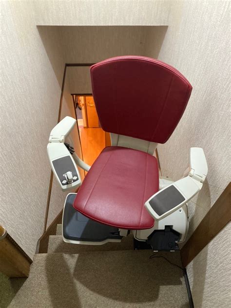 屋内直線型 階段昇降機を京都府京都市へレンタルにて設置致しました！ 階段昇降機・介護用階段リフト・家庭用階段昇降機販売レンタルの「ダイコー株式会社」