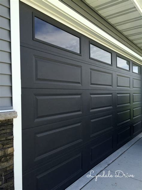 What Type Of Paint Should I Use To Paint My Metal Garage Door At Brenda