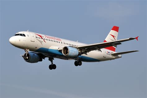 Austrian Airbus A-320 at Astana and Vienna on Dec 20th 2014, spoiler ...