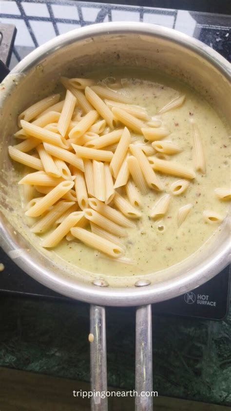 20 Minute Easy Pasta Alfredo Pesto Gluten Free Tripping On Earth