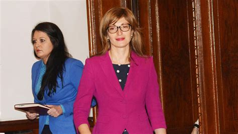 Захариева заминава за Австрия Новини бг