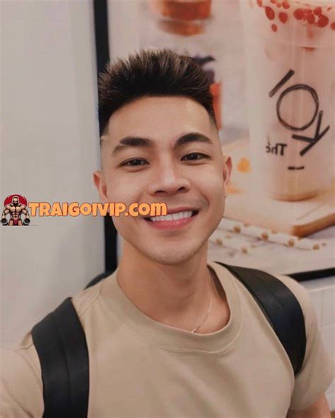 Traigoivip com babe điển trai lễ phép sex dâm nhiệt tình biết chiều lòng khách hàng khó tính nhất