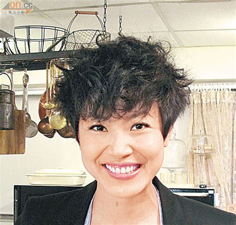 Joey約阿詩同遊 法男搭訕 東方日報