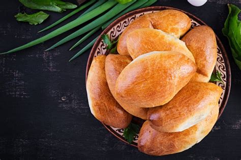 Дріжджові пиріжки з яблуками як спекти — Шуба