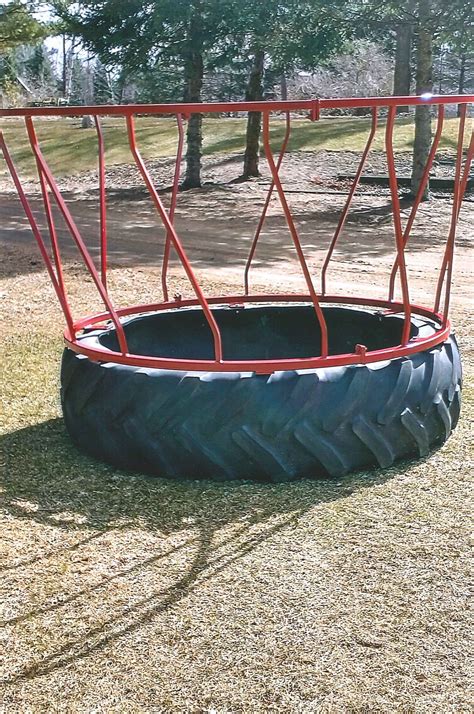 Round Bail Holder