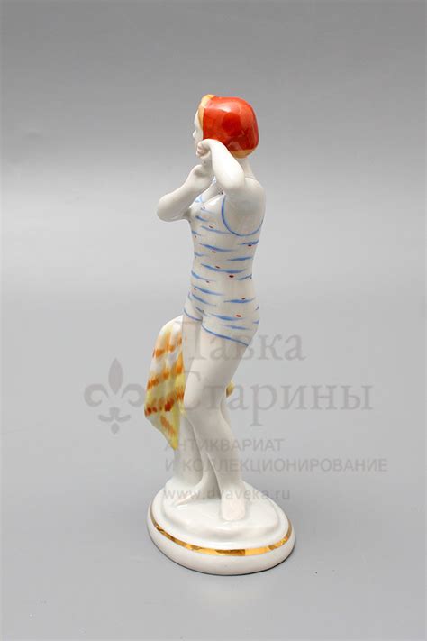 Купить статуэтку «Юная купальщица в красной шапочке ЛФЗ скульптор Столбова Г С