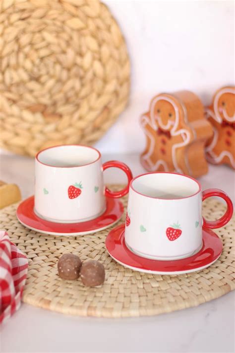 خرید اینترنتی و قیمت ماگ و نعلبکی سرامیکی با طرح جذاب سوان گالری