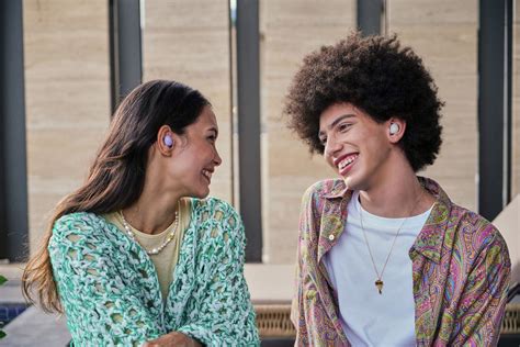 Review Four Outstanding Features Of The Samsung Galaxy Buds2