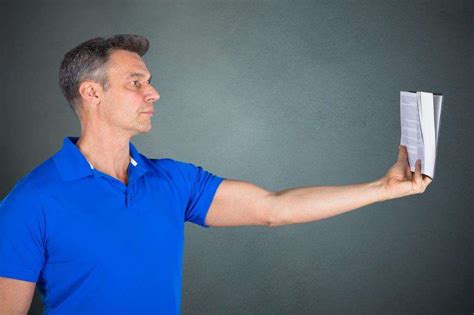 Hyperopia Long Sightedness Symptoms Causes And Treatment Lions Eye Institute