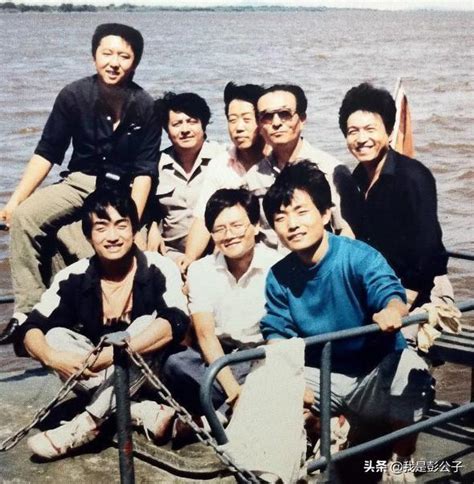 相聲演員于謙為什麼喜歡燙頭？他父親到底是什麼職業？ 每日頭條