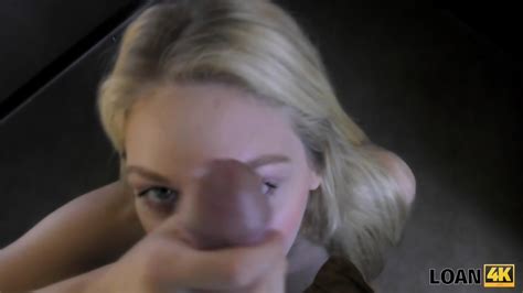 Hottie Wants To Get Rid Of Her Financial Problems Having Sex