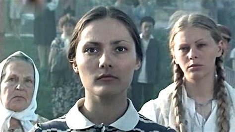 ФИЛЬМ УЗНАЕТ ЧТО КЛАВДИЯ КОТОРУЮ ОН ЛЮБИЛ ДО ВОЙНЫ ВЫШЛА ЗАМУЖ Тревоги первых птиц Русский