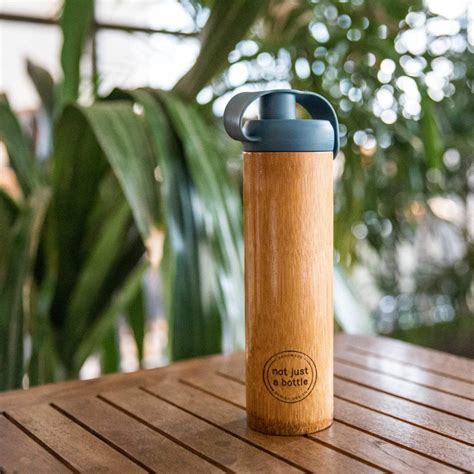 Sustainable Bamboo Water Bottle Ippinka