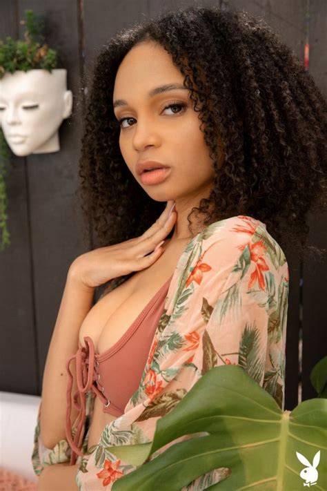 Lily Lilac Thefappening Nude Petite Teen Photos The Fappening