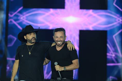 Vídeo Leva Músico Sertanejo A Cantar Com Edson E Hudson No Verão Maior