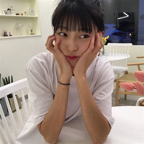 김짤닷컴 여신 육상 선수 김민지 인스타그램 셀카 사진 모음