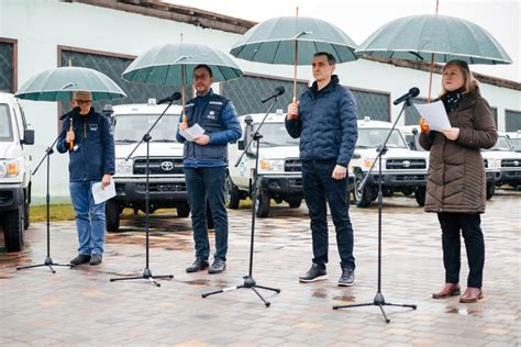 ВООЗ за підтримки ЄС і США надає Україні більше автомобілів швидкої допомоги Читайте на Ukr Net