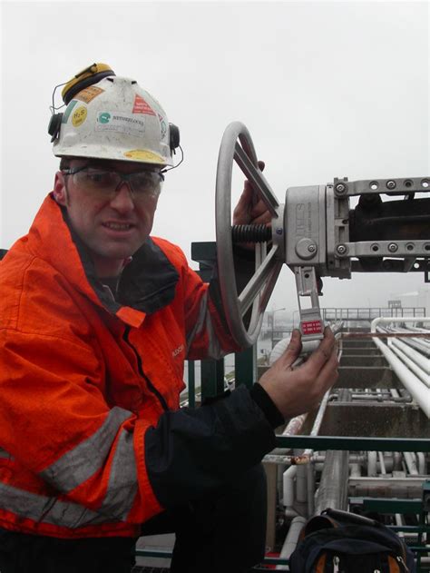 Netherlocks Valve Interlock Key