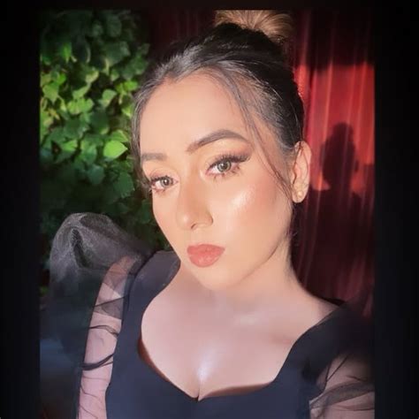 Mua Monika Sahu Muamonikasahu • Threads Say More