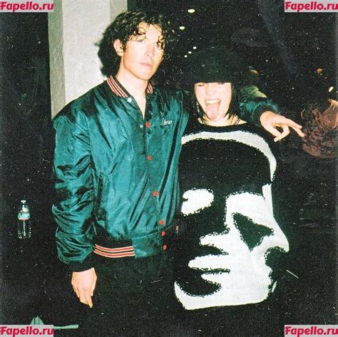 Billie Eilish Onlyfans Photo Gallery Leaked Nude Billie Eilish Image Onlyfans Name