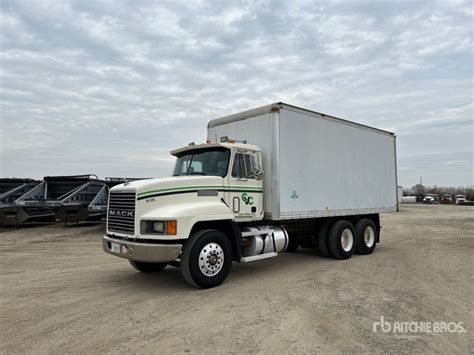 1991 Mack Ch613 6x4 Van Truck Ritchie Bros Auctioneers