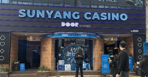 [르포] 하이볼 마시고 마술도 보고… 성수 선양카지노 가보니