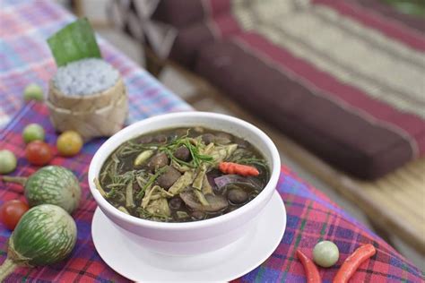 Photo Gallery ตำแหลกบ้านนอก อาหารอีสานในเรือนไทย ฝันสีจางที่กลายเป็นจริงของ วีนัส มีวรรณ์