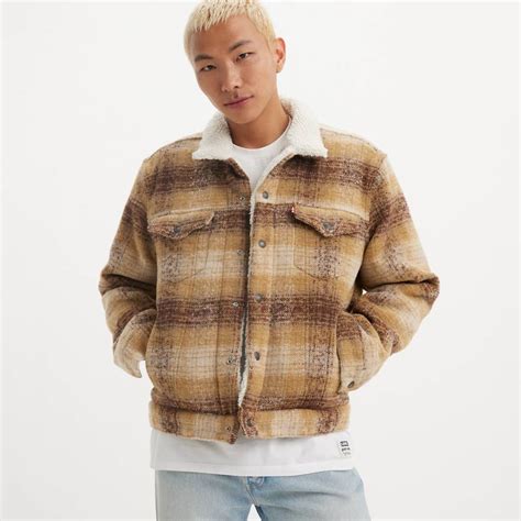 Type Iii Sherpa Trucker Jacket Beige Levis® Sm Type Iii Sherpa Trucker Jacket Beige Levis® Sm