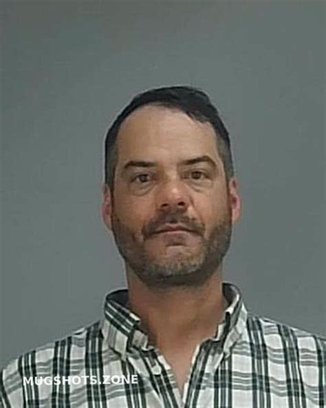 Mack Chi Lo 06082023 Summit County Mugshots Zone