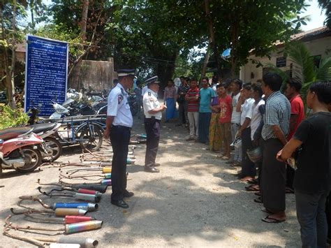 Dvb ၿမိတ္တြင္ သႀကၤန္ကာလ တုတ္ဓားလက္နက္ပါ ဆုိင္ကယ္မ်ား ဖမ္းဆီးမည္