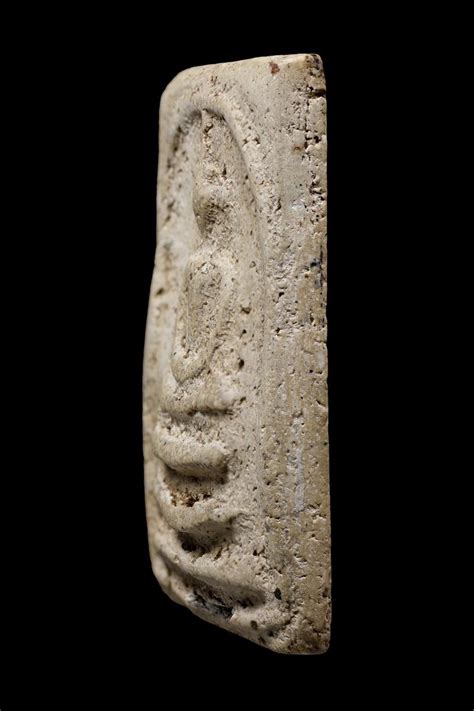 หลวงปู่ภู วัดอินทรวิหาร พิมพ์สามชั้นโย้ เนื้อจัดมาก องค์2 ร้าน แสงธรรม