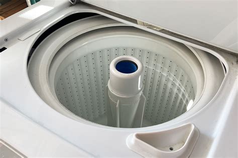 How To Remove The Agitator From A Washing Machine