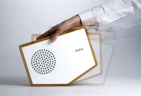 interactive tilt radio by luka or interactive design radio interactive