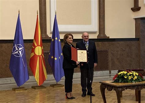 Универзитетската професорка од Тетово Рабије Мурати добитничка на наградата „Свети Климент